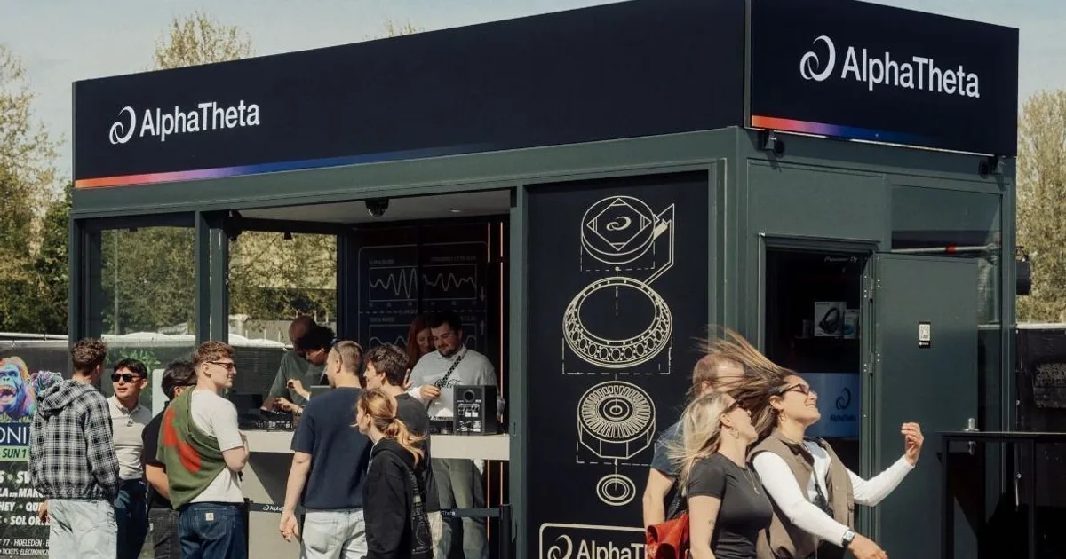 Step into the AlphaTheta container for a 15-minute DJ Workshop! — ADE