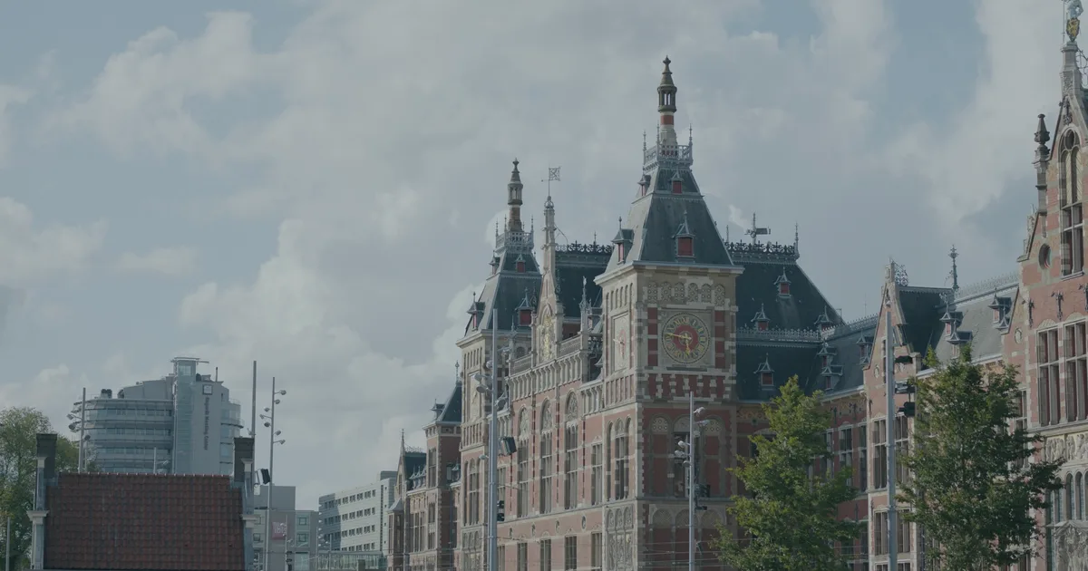 Drift worry-free to ADE with KLM — ADE